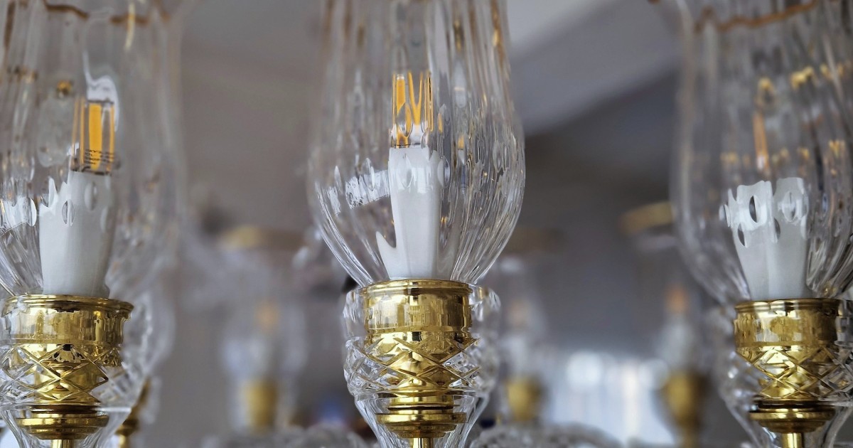 Noblesní křišťálové lustry s přesným diamantovým brusem | Bohemian glass